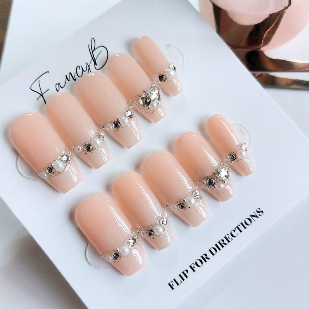 Diamond & Pearl French Tip Nails (24pcs) - Available in Almond and ...