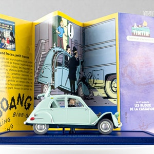 ATLAS TINTIN CAR # 33 Crashed 2CV - the Castafiore Emerald Herge Model ...