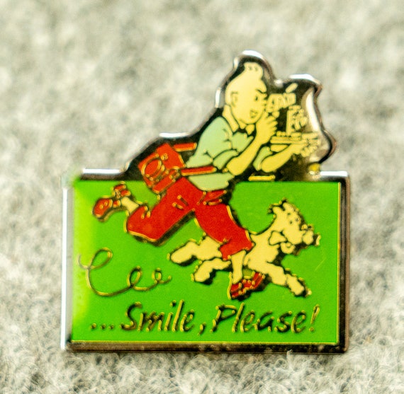 Rare Moulinsart Tintin Square Portrait/Scene Pin Badg… - Gem