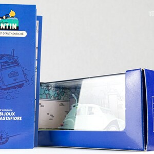ATLAS TINTIN CAR # 33 Crashed 2CV - the Castafiore Emerald Herge Model ...