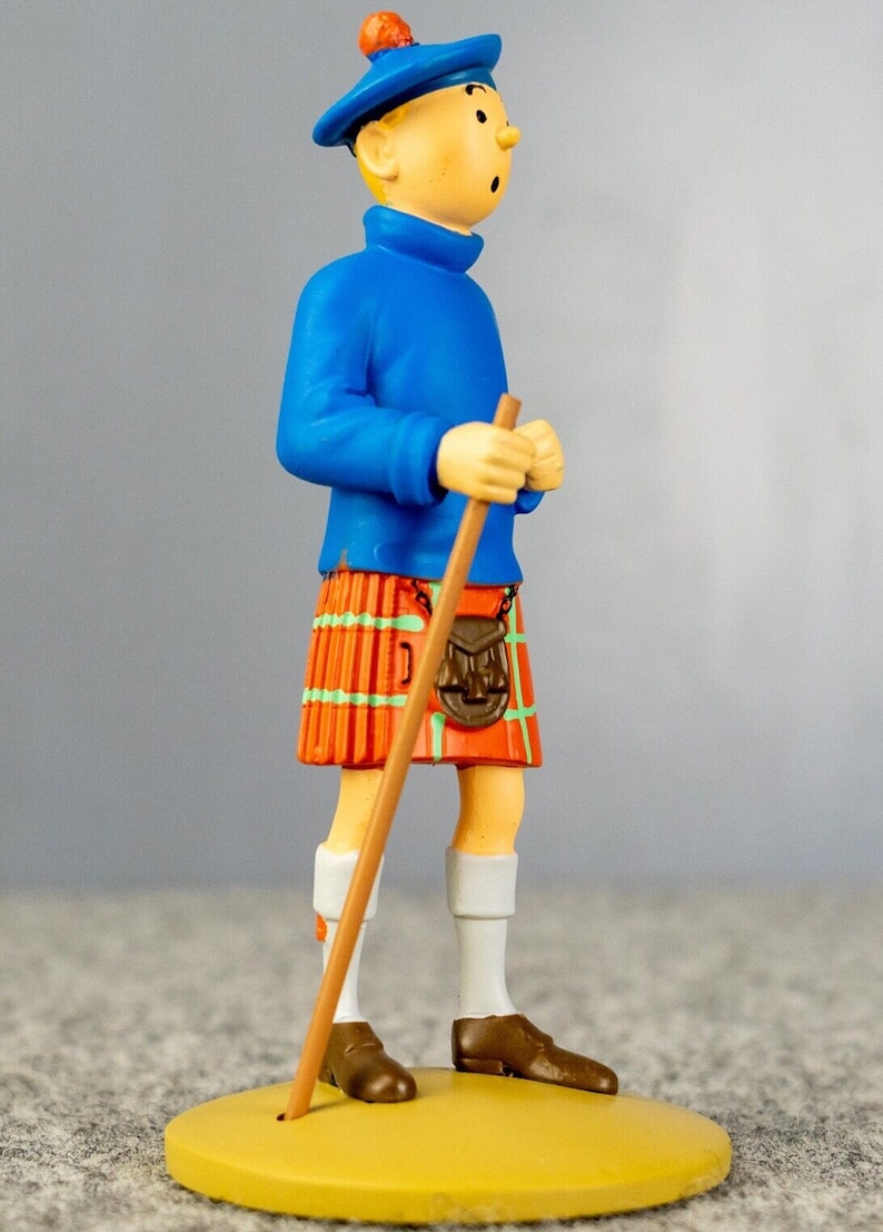Tintin Figurine Moulinsart 42192 Tintin in Kilt Black Island Officielle ...