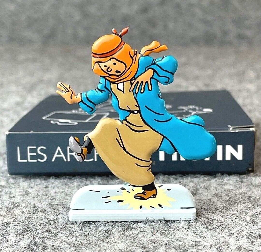 ARCHIVES Tintin 2D Metal Figurine - Arabic Robes: Land Black Gold ML ...