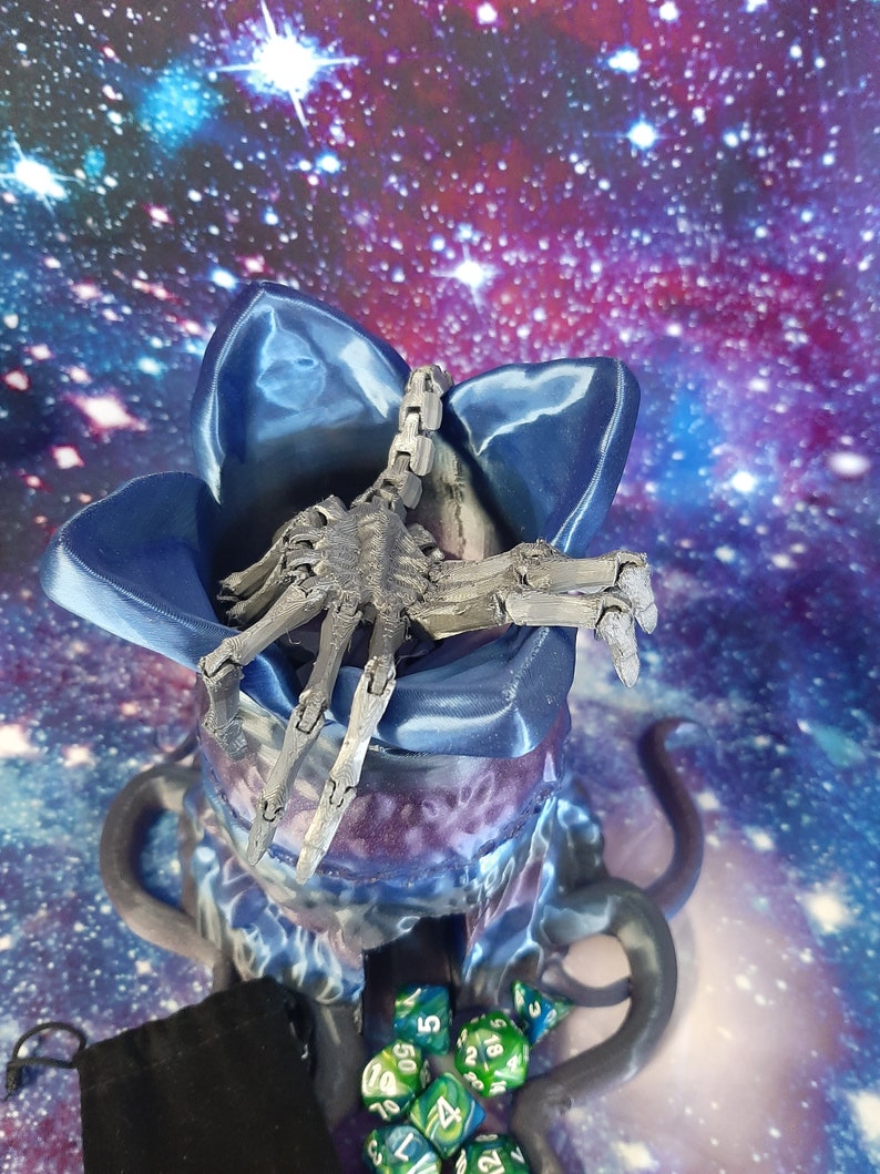 Alien Egg Dice Tower 3d Printed, Ready to Roll! - Etsy