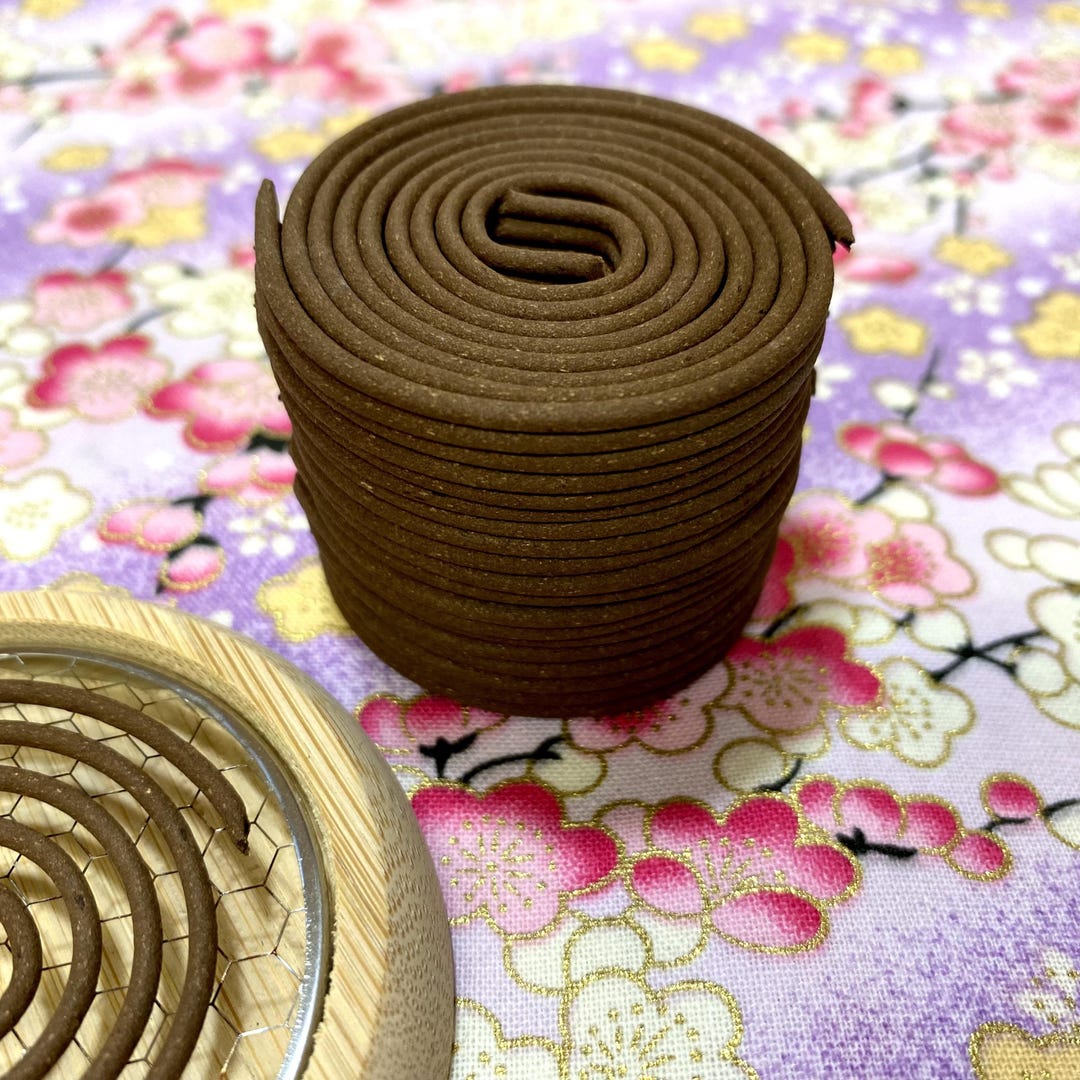 Wild Indonesia Agarwood Coil Incense | 40 Pieces | Each Burn for About ...