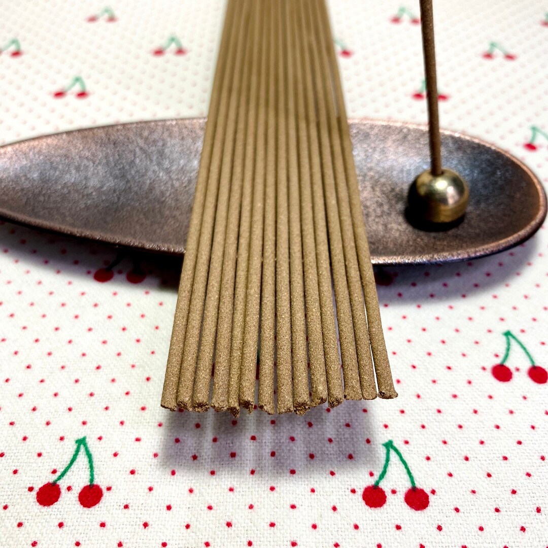 Hainanese White Kyara Incense 100% Naturally Cultivated Kinam Kynam ...