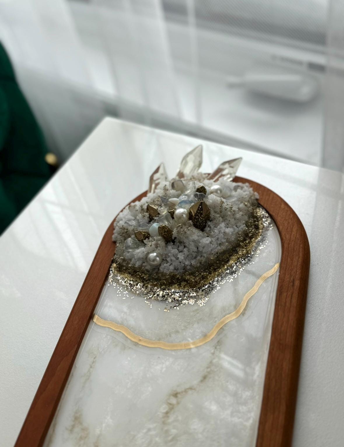 Geode Resin Cheese Board /epoxy Board / Wine Board / Geode Charcuterie ...