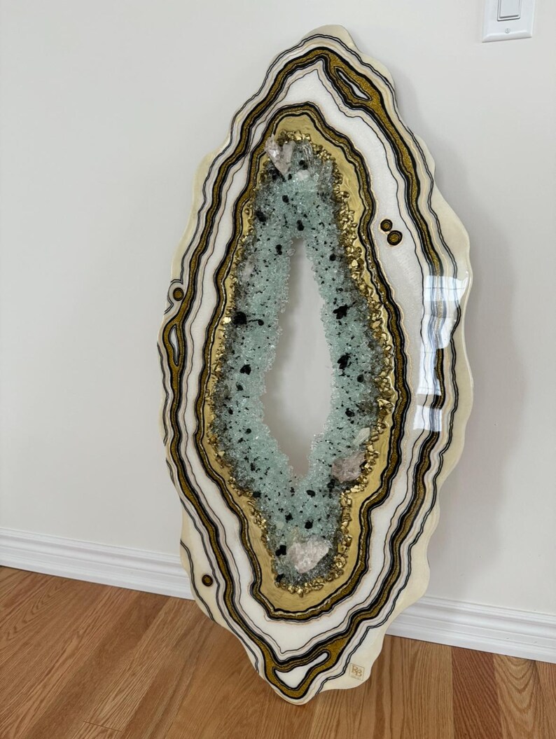 Quartz Resin Geode / Geode Resin Wall Art / Crystal Art / Wall Decor ...