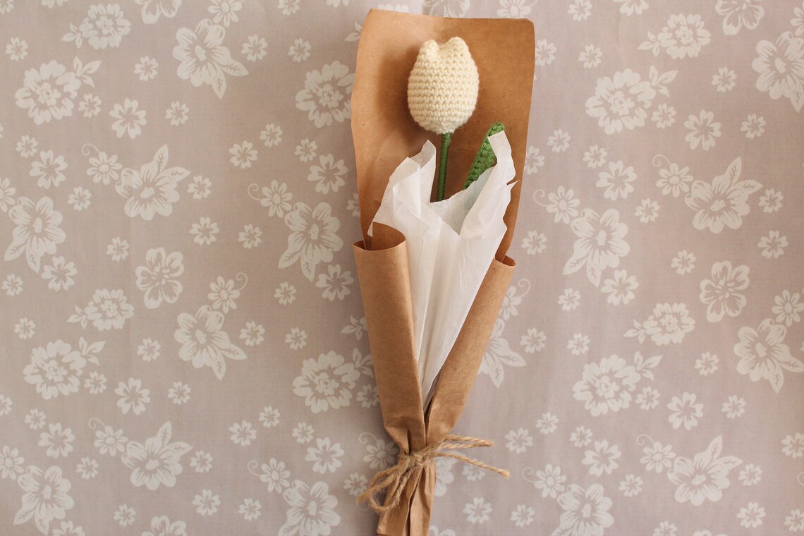 Crochet Tulip Bouquet Handmade Knitted Tulip Flowers - Etsy