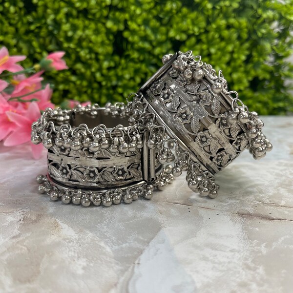 Oxidized Bangles - Etsy
