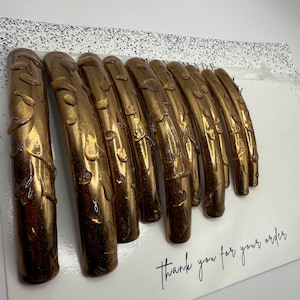 Golden Drippy Curved Press on Nails - Etsy