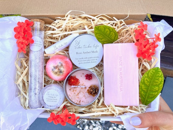 Amber Rose Gifts Shearer Candles Amber And Rose Diffuser In Gift Box