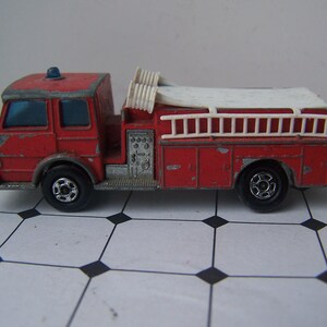 Matchbox, Fire Tenders, Fire Engines, Emergency Vehicle, Number 29 ...