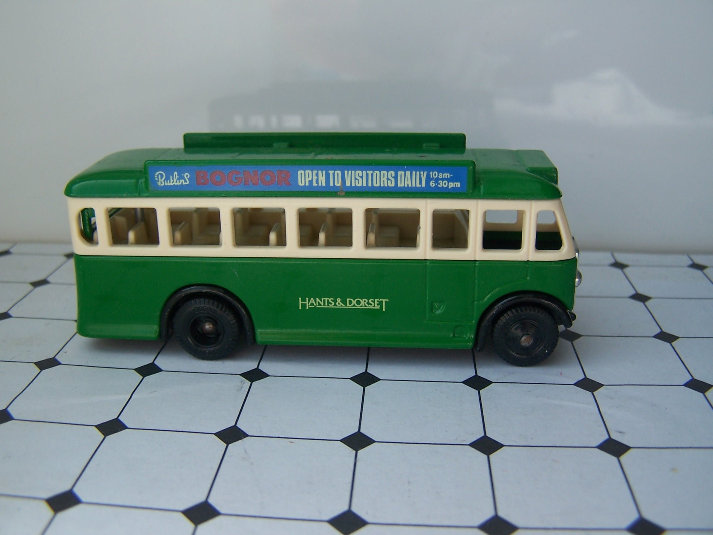 Lledo, Bus, AEC Regal, Limited Edition, Hants & Dorset, Butlins Bognor ...