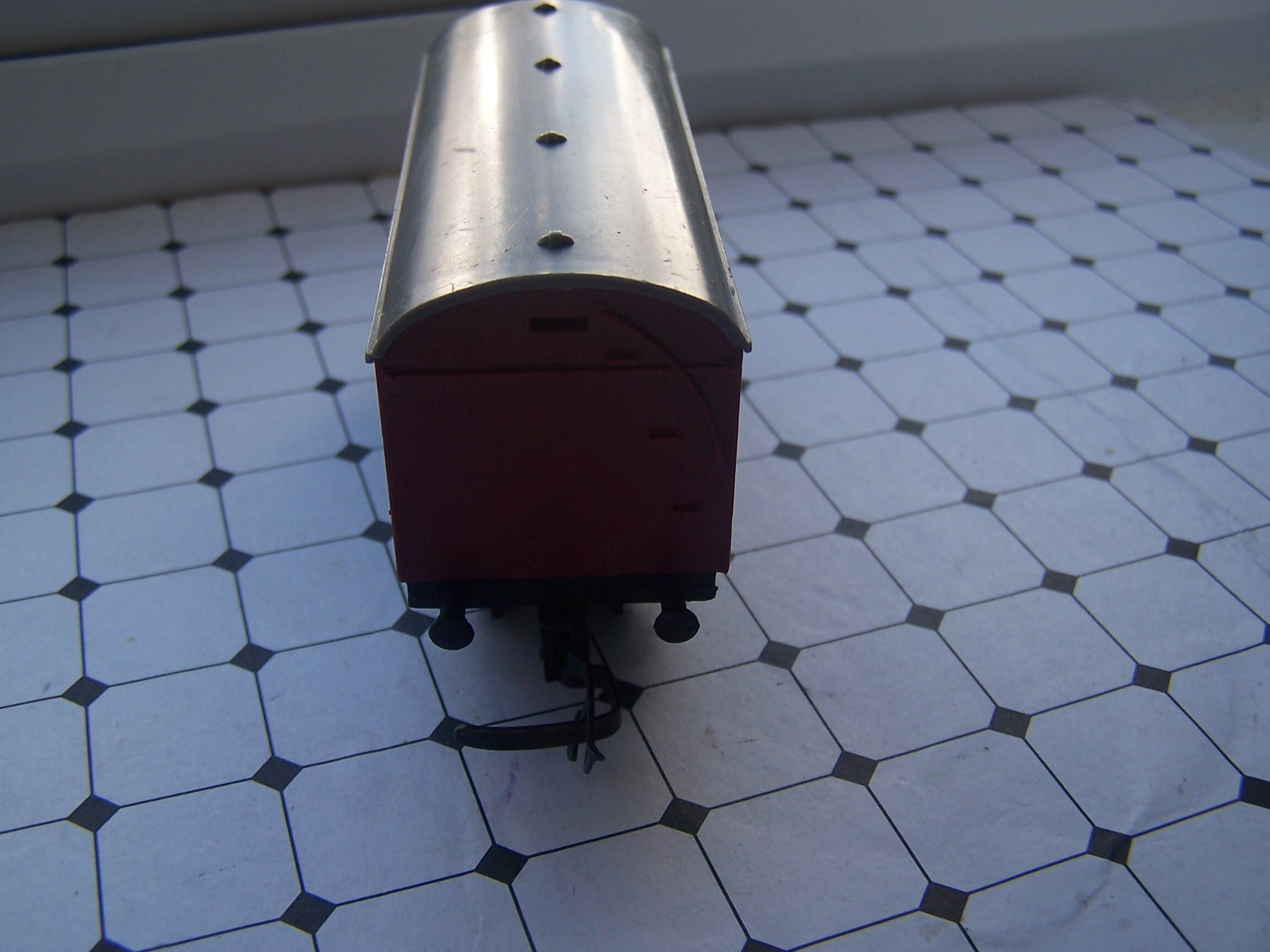 Model Railway, Tri-ang, Horse Box Wagon, R123, Brown, OO Gauge, Vintage ...