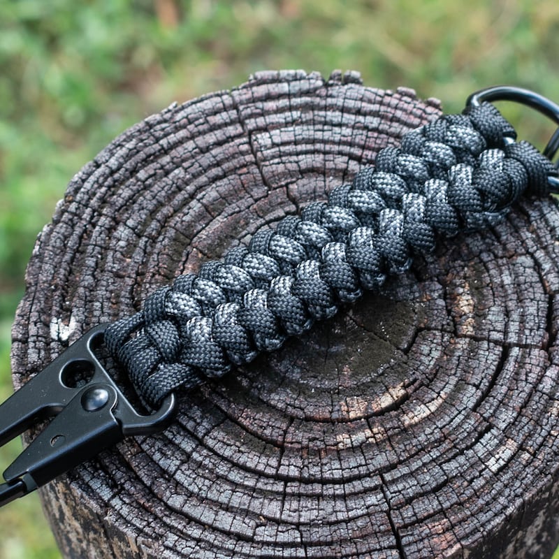 Paracord Keychain - Etsy