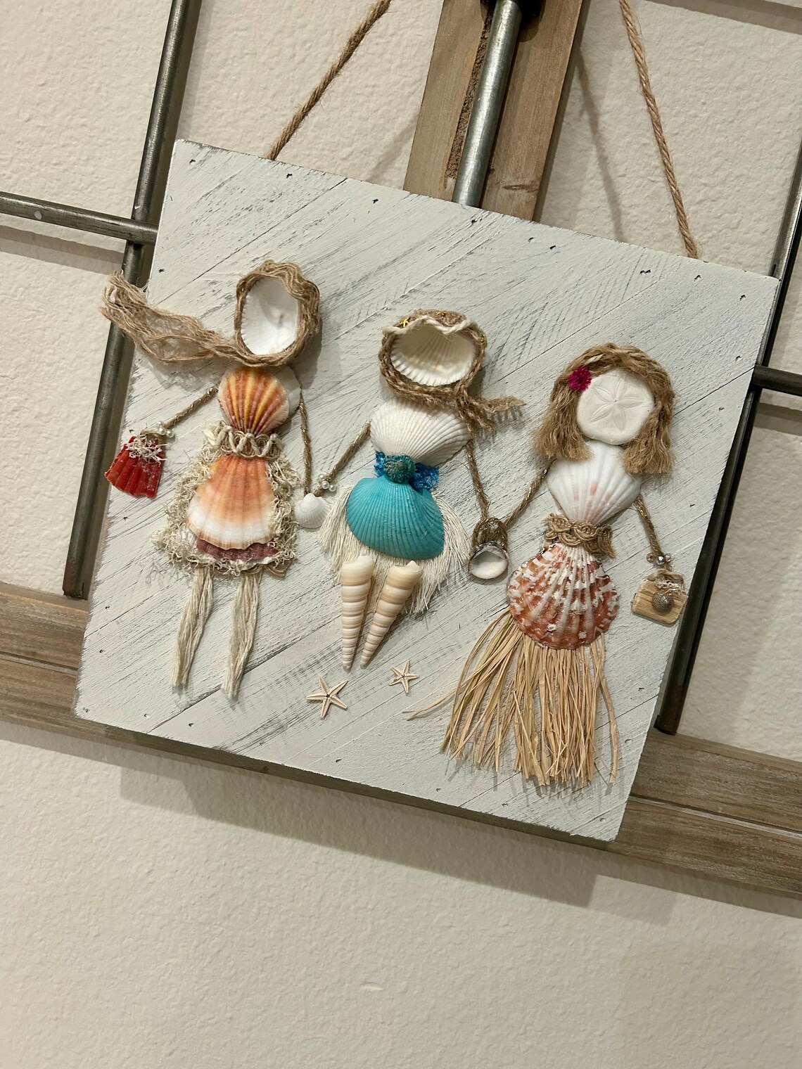 COASTAL DECOR / SEASHELL Girlfriends at the Beach / Seashell Divas ...