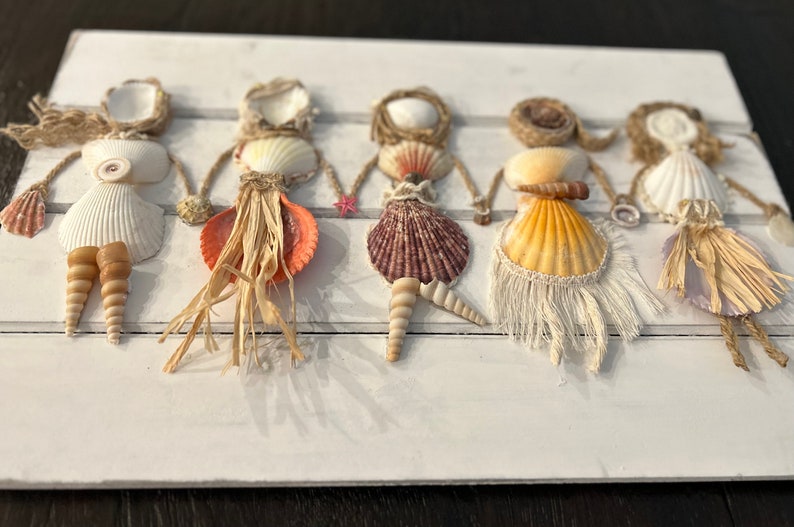 SEASHELL PEOPLE /seashell Girlfriends at the Beach / Coastal Decor - Etsy