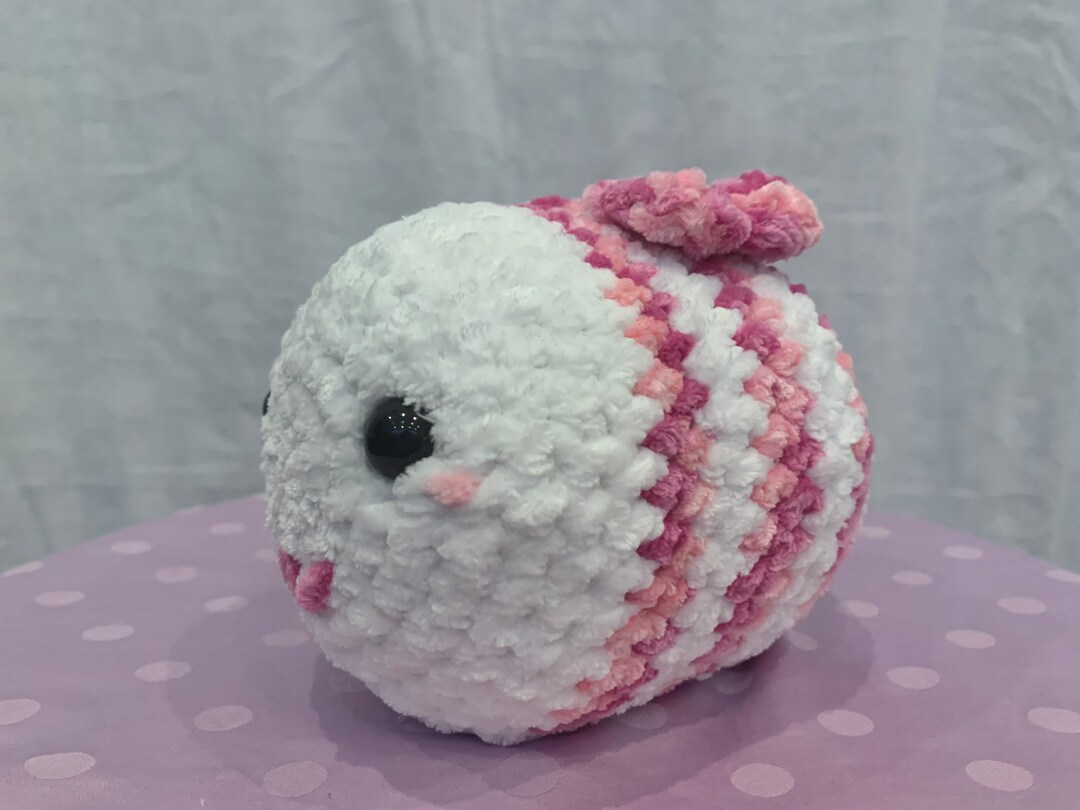 Large Fluffy Crochet Valentines Bee - Etsy