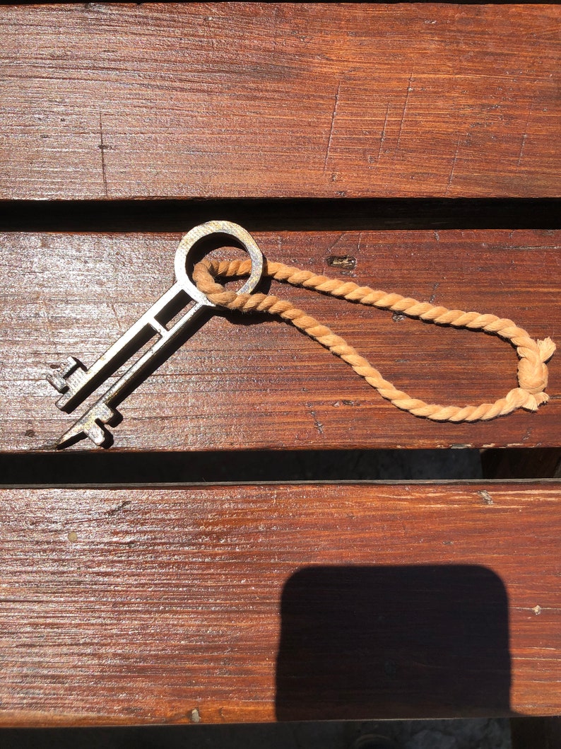 Davy Jones Key Pirates of the Caribbean - Etsy