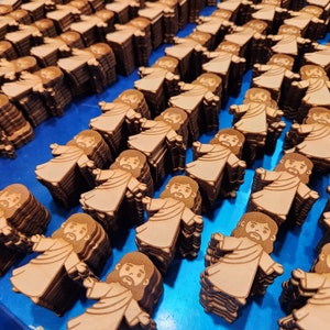 Wooden Jesus Pocket Tokens - Christian Inspirational Gifts for Faith ...