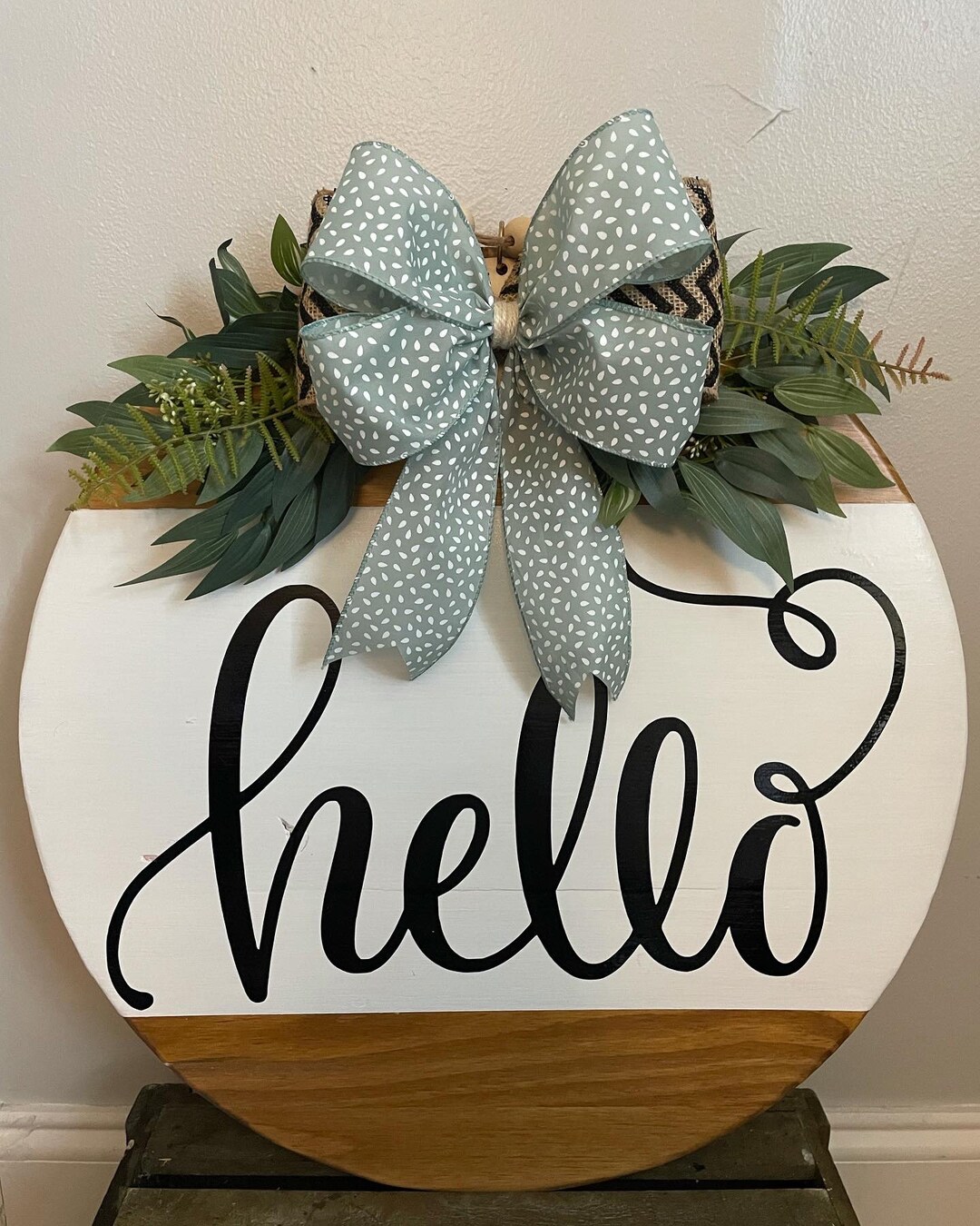 Hello Sign With Interchangeable Bow, Round Wooden Door Hanger, Custom ...