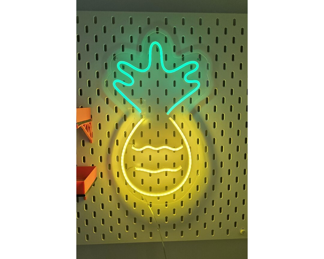 Yellow Pineapple Neon Sign With a Green Top, Wall Decor Pineapple Neon ...