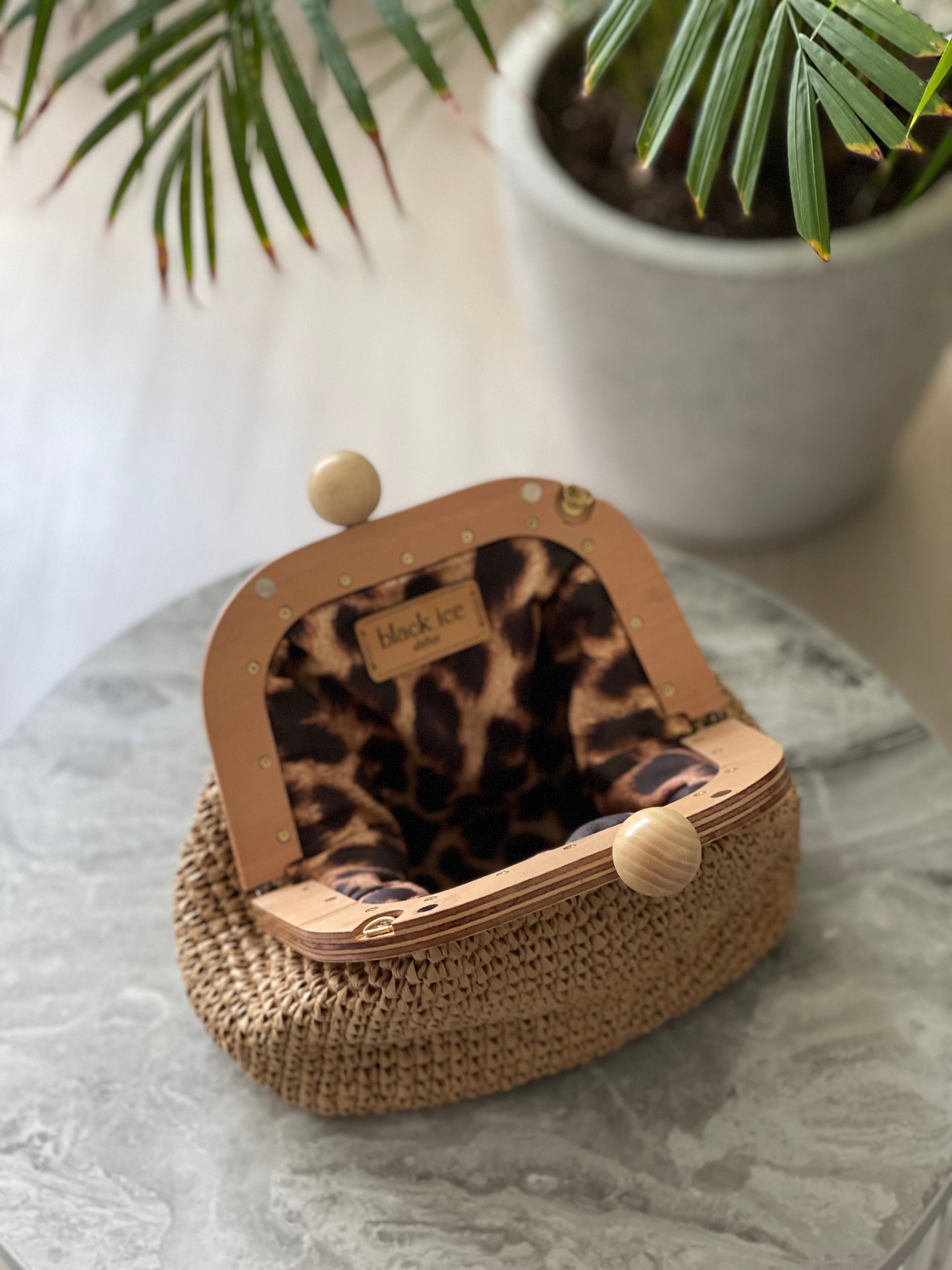 Crochet Bag Luxury Bag Beige Bag Special Wood Frame Closure - Etsy