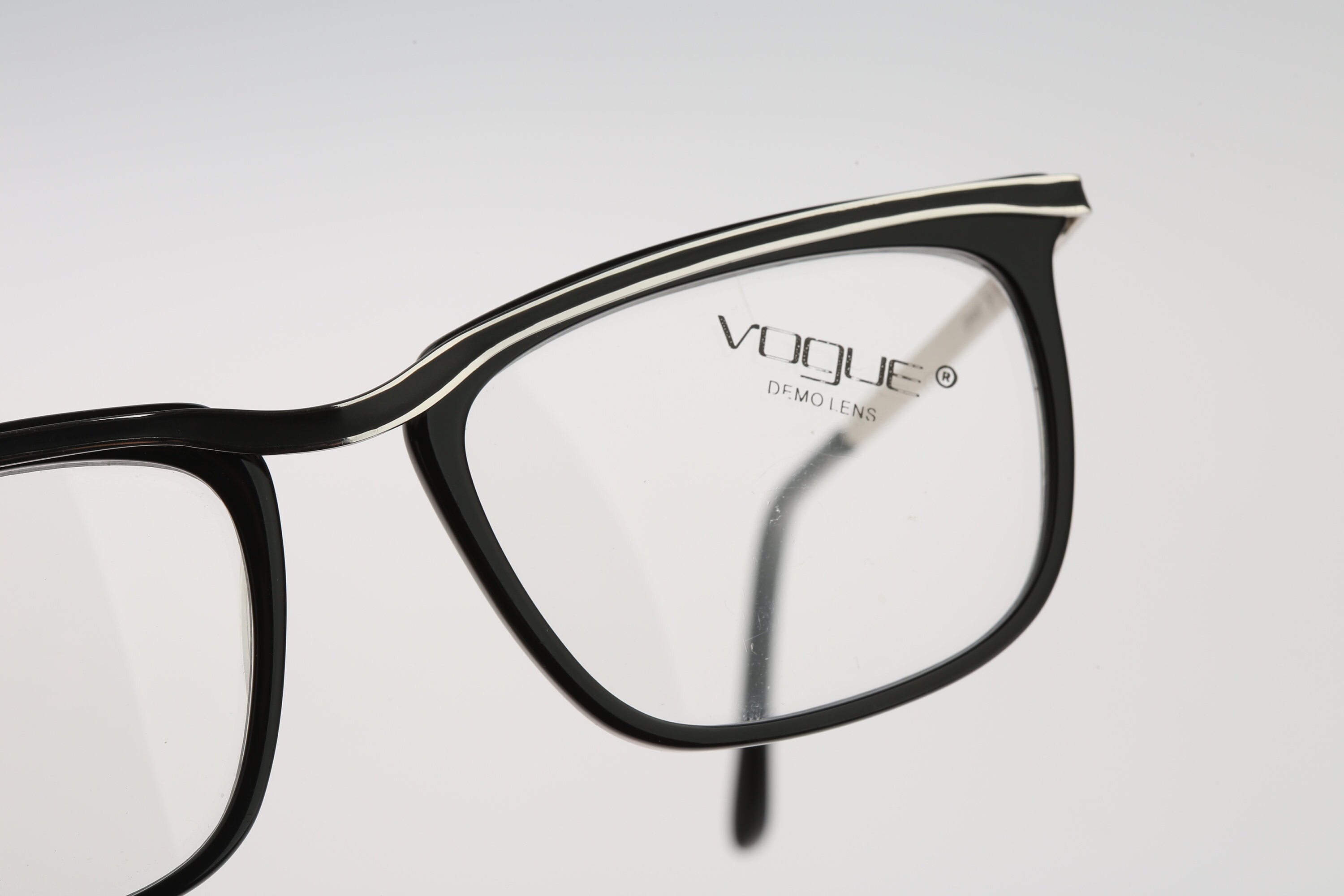 Vogue Grant W44 Vintage 90s Black and Silver Square - Etsy