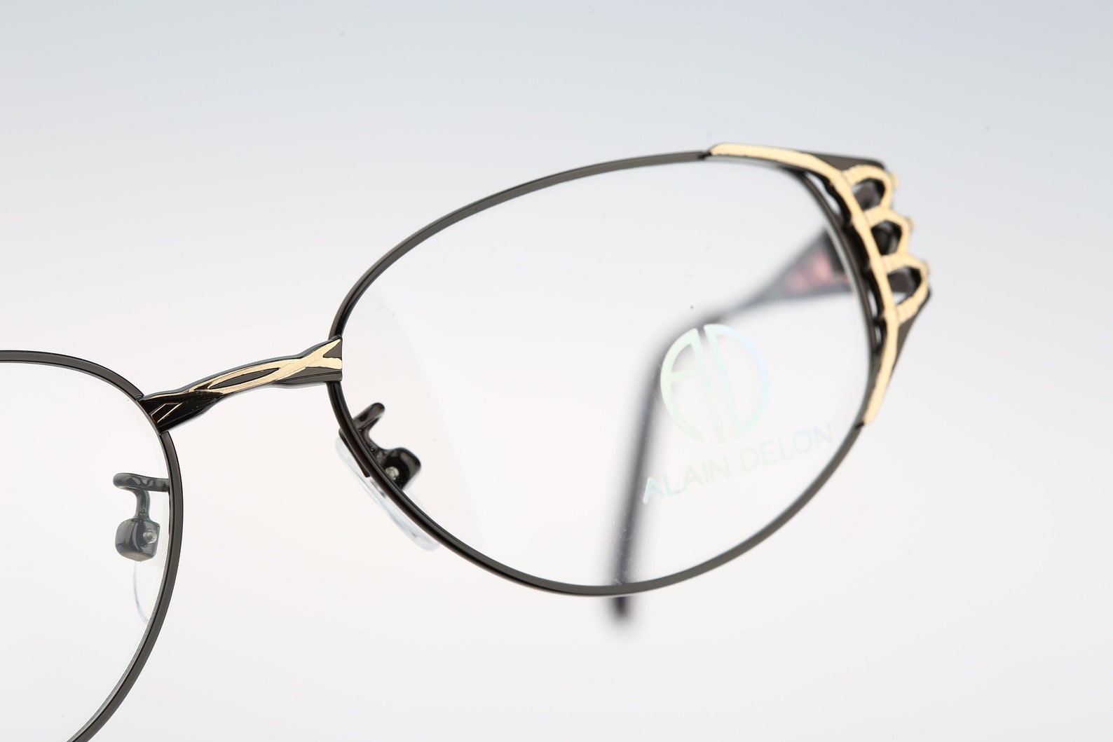 Alain Delon 3331, Vintage 90s Unique Designer Victorian Small Cat Eye ...