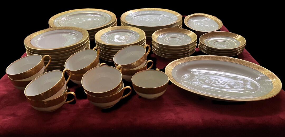 36 Pieces of Heirloom Quality Antique Theodore Haviland Limoges France ...