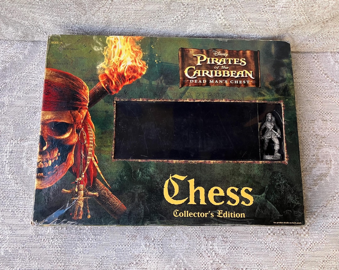 Pirates of the Caribbean Dead Man's Chest Collectors Edition Chess Set ...