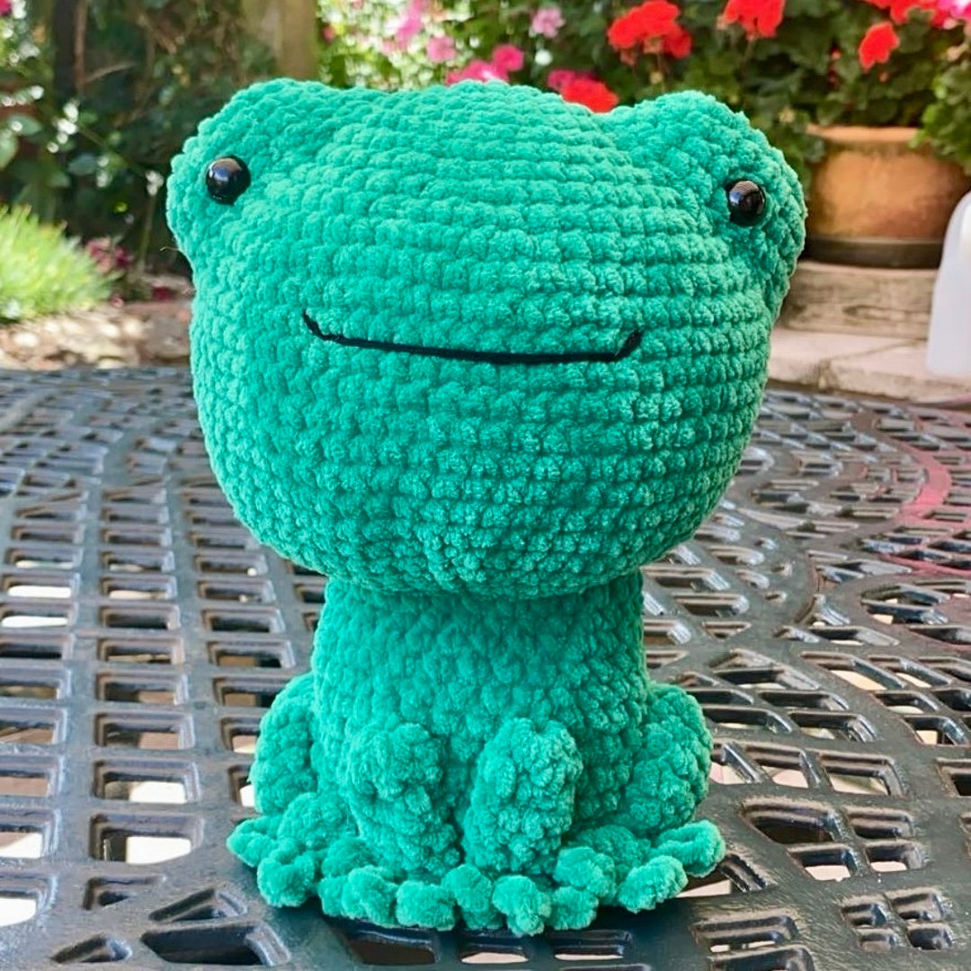 Ferdinand Frog Handmade Crocheted Smiley Green Frog. Perfect for Gifts ...
