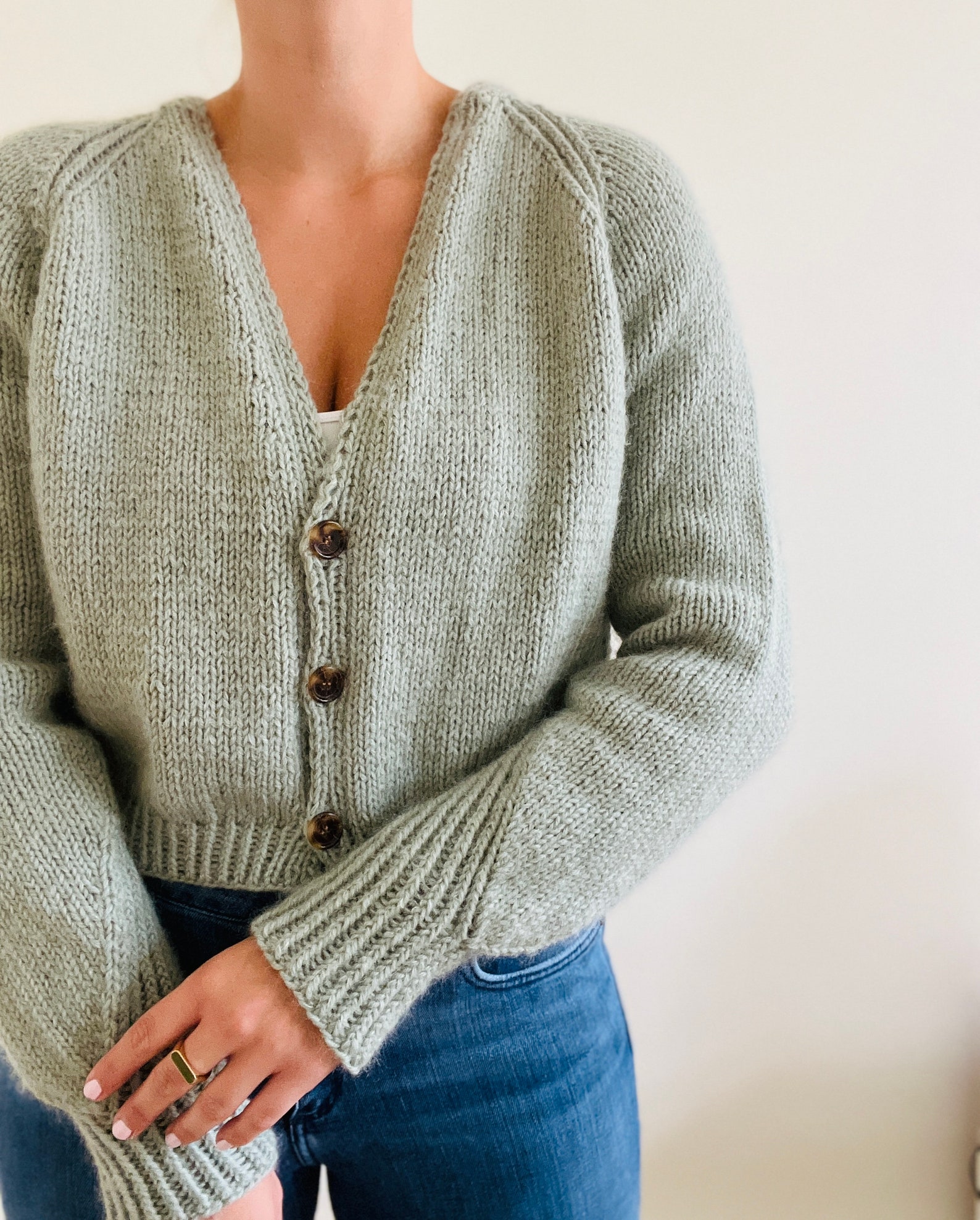 Knitting Pattern - Edgar Cardigan (english) - Etsy