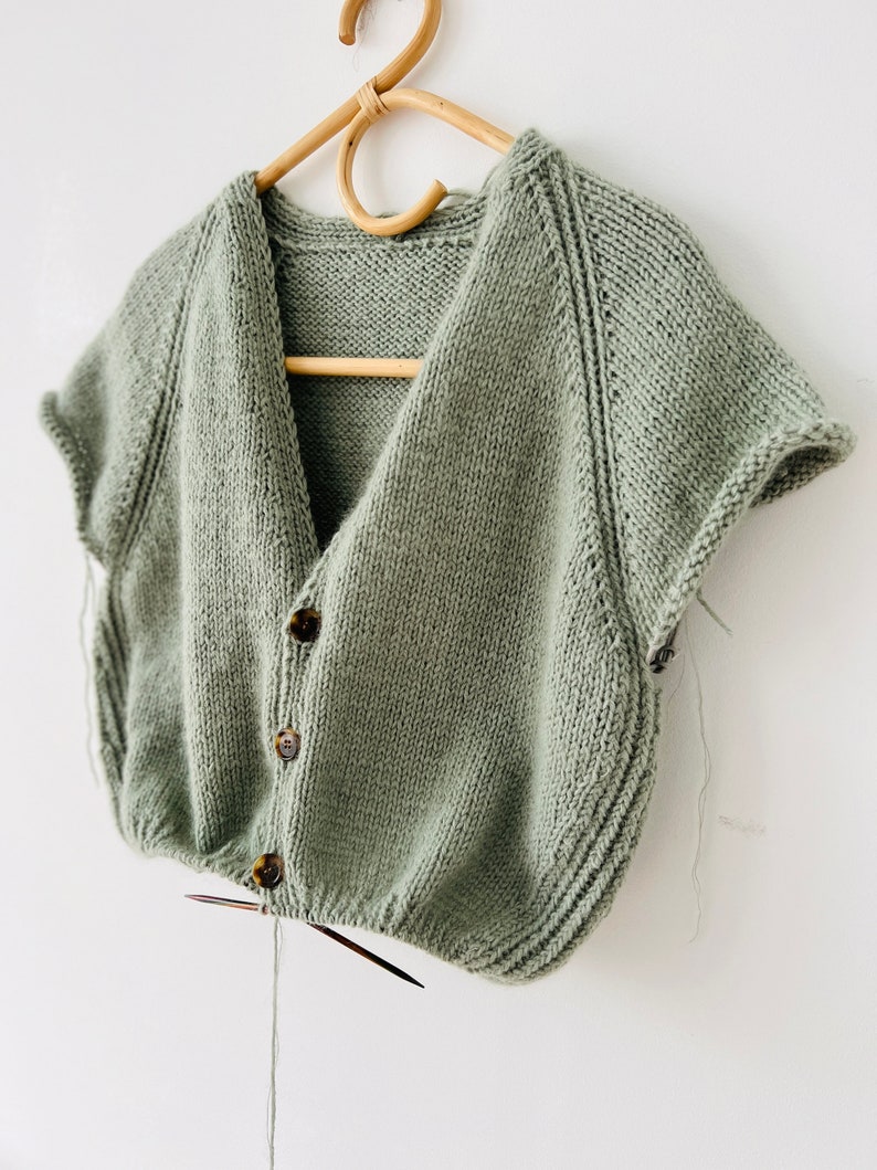 Knitting Pattern - Edgar Cardigan (english) - Etsy