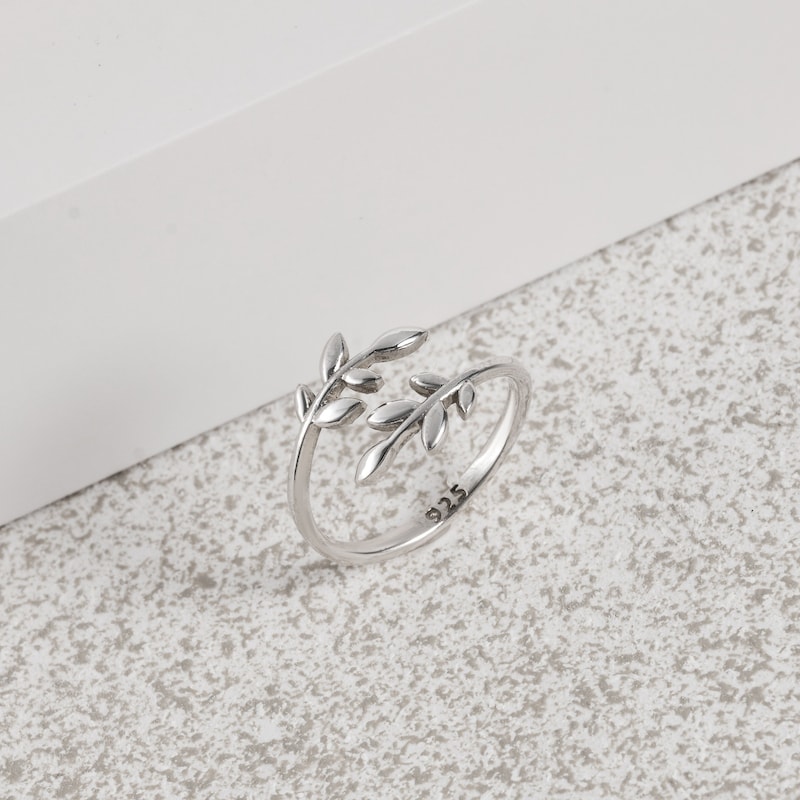 Sterling Silver Leaf Ring - Etsy