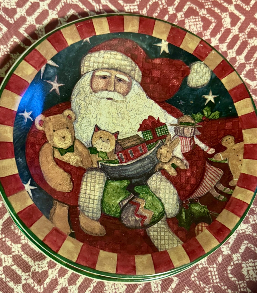 Christmas Dinnerware Susan Winget Dessert Plates Father Christmas Santa ...