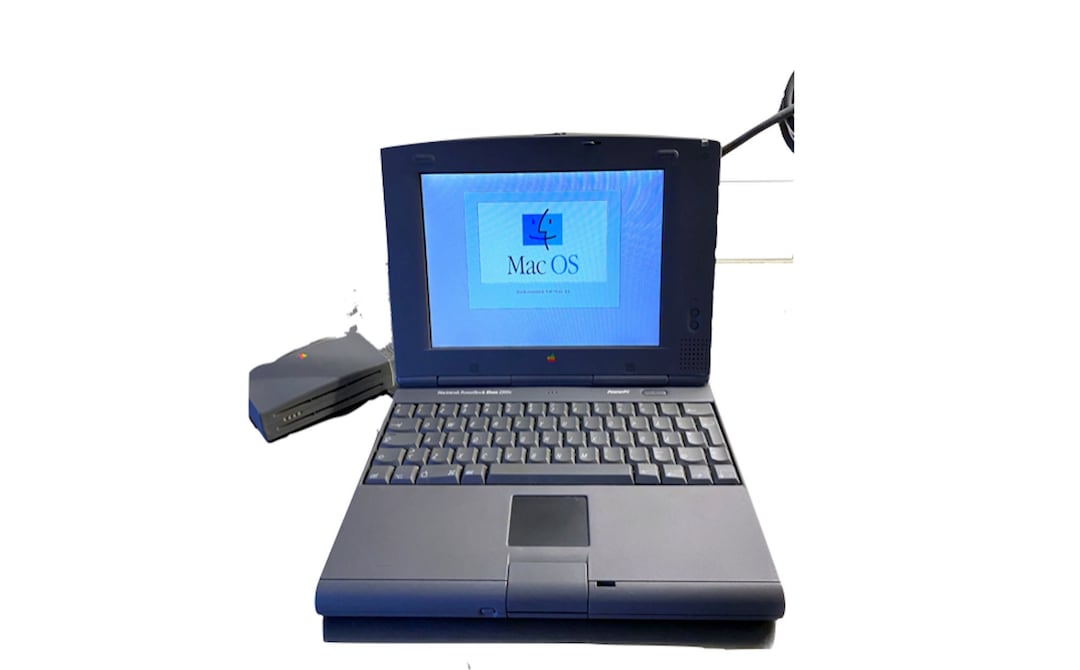 Powerbook DUO2300C With English Keyboard, in Working Order - Etsy
