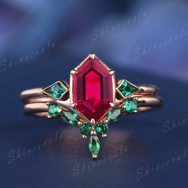 Ruby Emerald Ring - Etsy