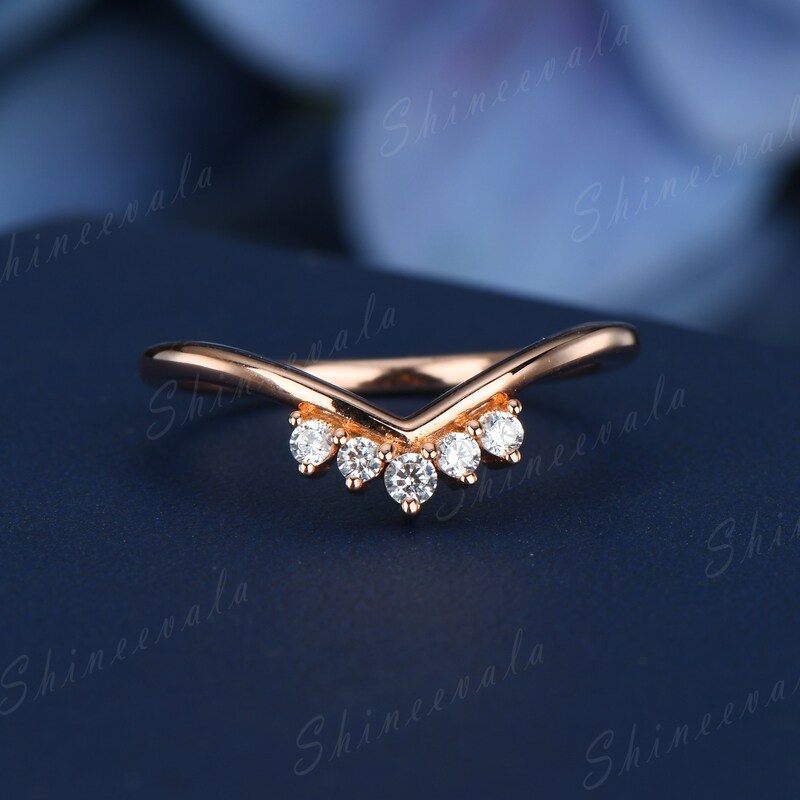 V Shaped Ring - Etsy