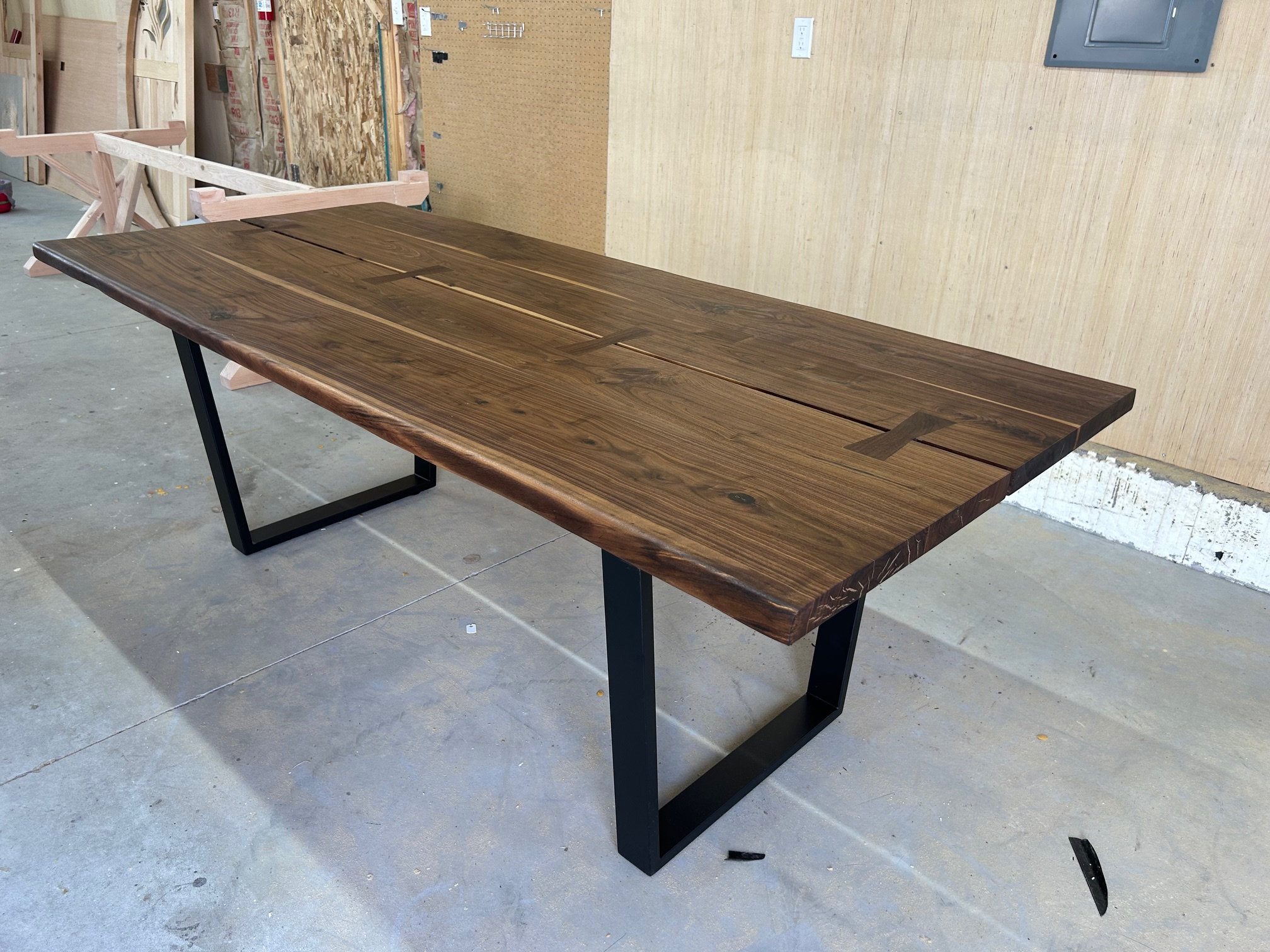 Walnut Live Edge Modern Table Steel Legs Bowtie Joint Steel Support - Etsy