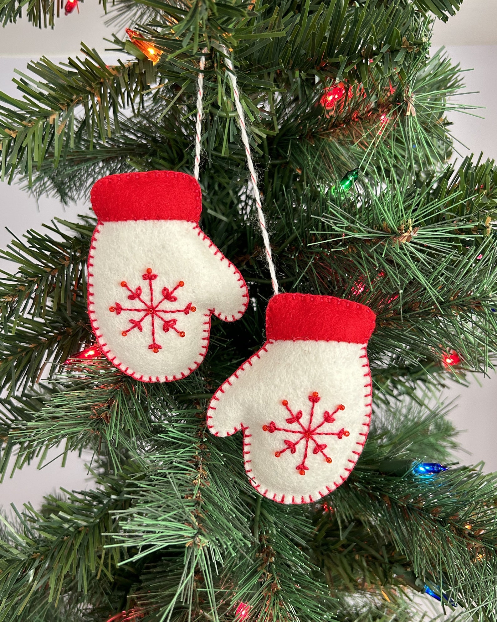 Felt Mitten Ornament - Etsy
