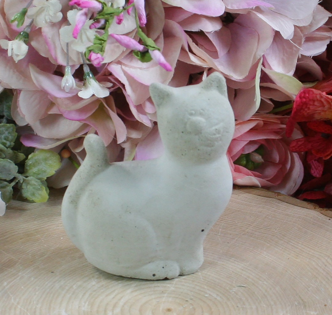 Small Concrete Cat Statue, Cement Cat Figurine, Indoors or Outdoors ...