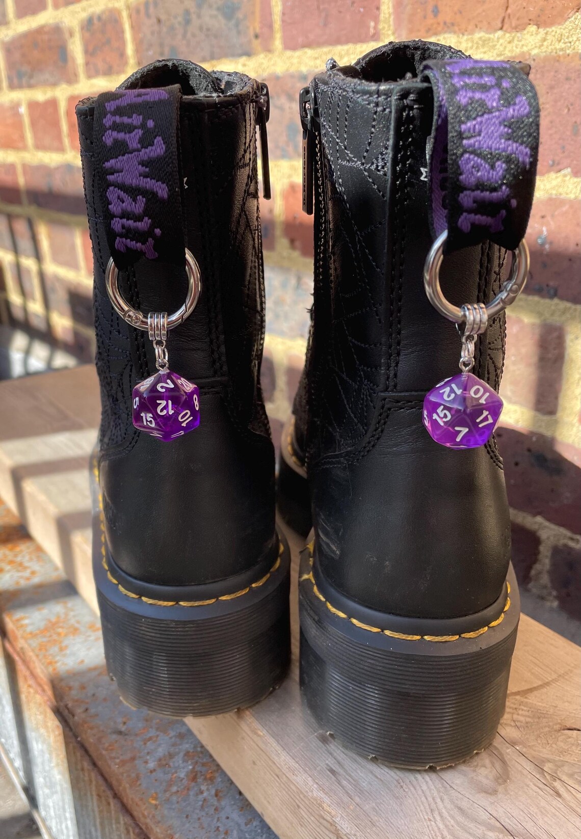 D20 Boot Charm - Etsy