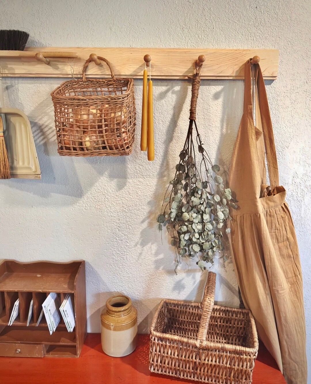 6 Peg Maple Wood SHAKER RAIL Rack Kitchen Entryway Bedroom Coat Hat ...