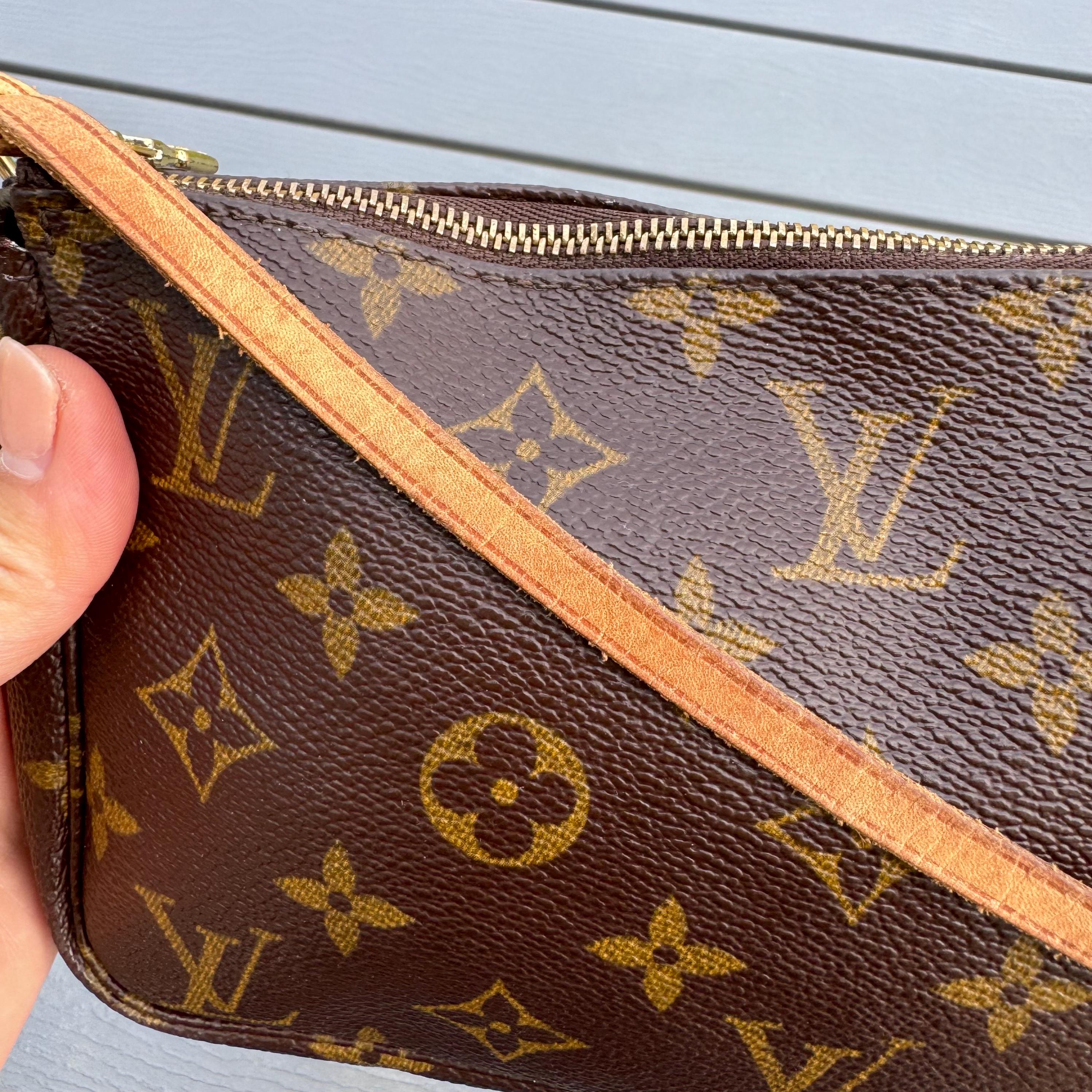 Authentic Louis Vuitton Monogram Pochette - Etsy