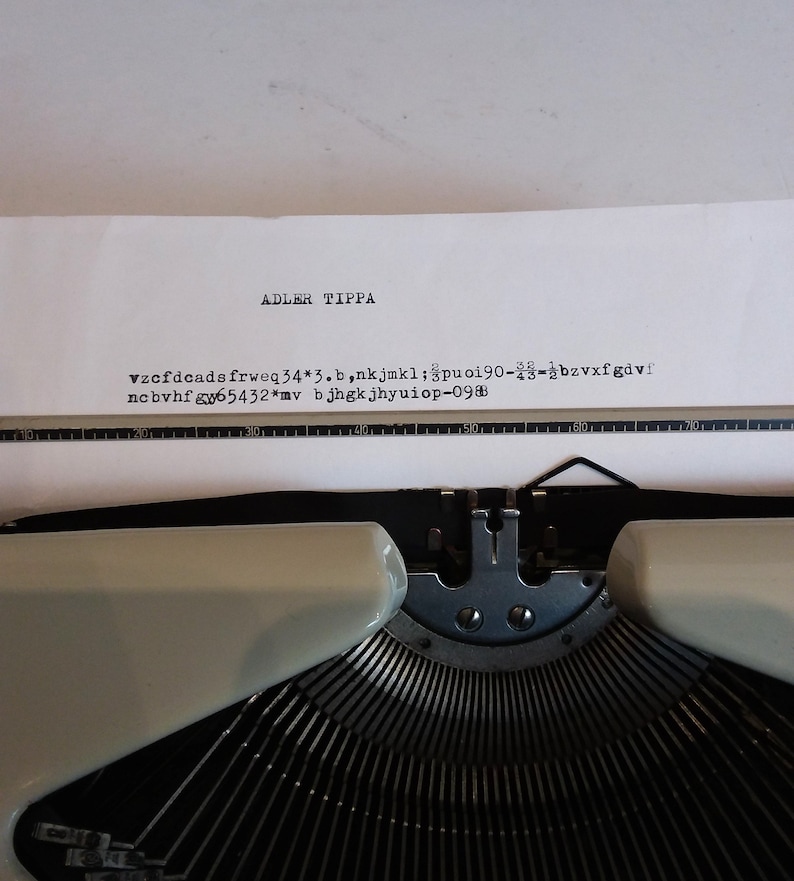 Adler Tippa Typewriter, QWERTY Typewriter, Working Portable Type Writer ...