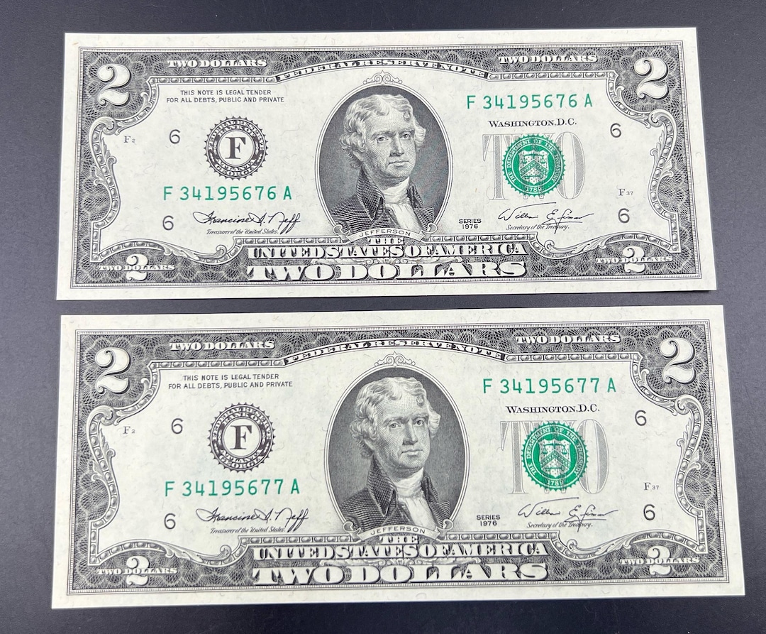 Two Consecutive 1976 Bicentennial Two Dollar Federal Reserve Notes ...