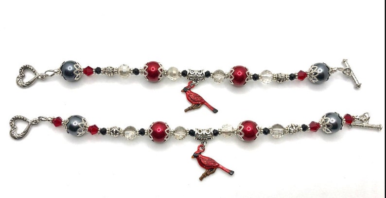 Cardinal "remembrance" Bracelet - Etsy