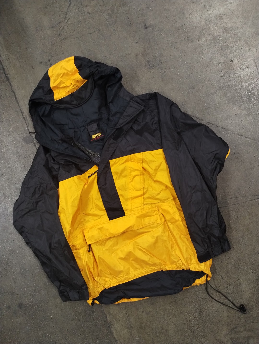 XL 90’s REI Hardshell Anorak Black Yellow Nylon Jacket 1990s 1980s ...