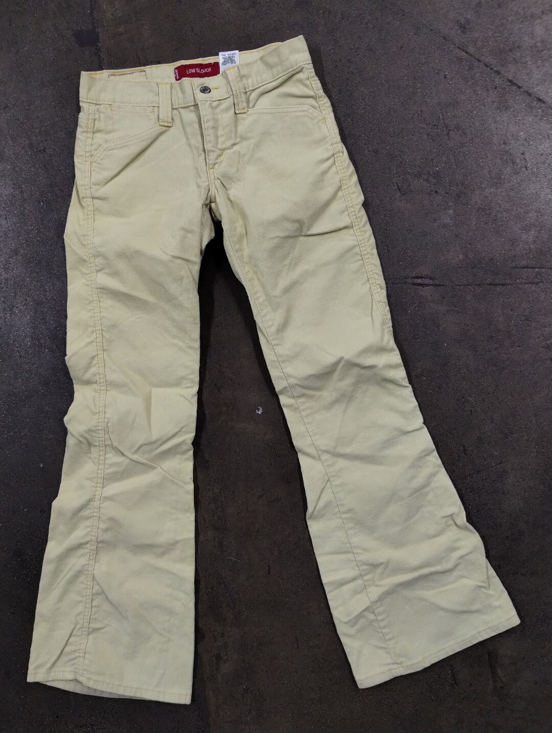 28x32 00s Levis Flares Yellow Low Rise Slouch Yellow Corduroy Flared ...